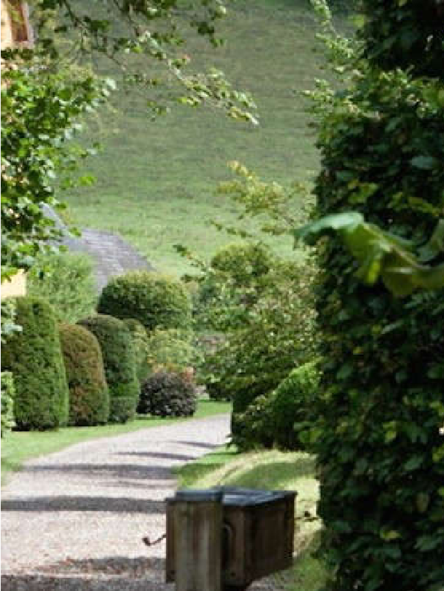 A Gardener's Diary: A Year in Wales with Arne Maynard - Gardenista Web ...
