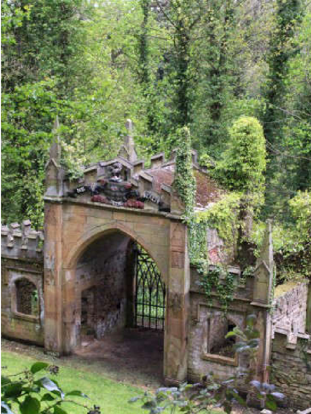 Eccentric England: The Friendly Ghosts of Renishaw Hall - Gardenista ...