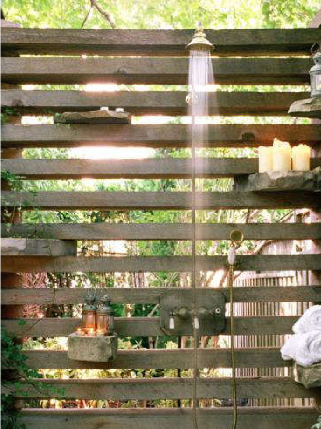Steal This Look: An Airy Outdoor Shower - Gardenista Web Story - Gardenista