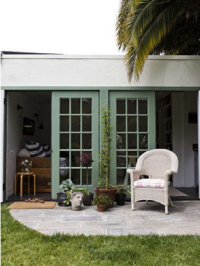 Outbuilding of the Week: The 186-Square-Foot Guest Cottage - Gardenista ...