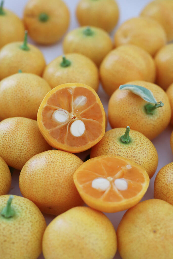Calamansi: Everything You Need to Know About Calamondin Citrus Fruit