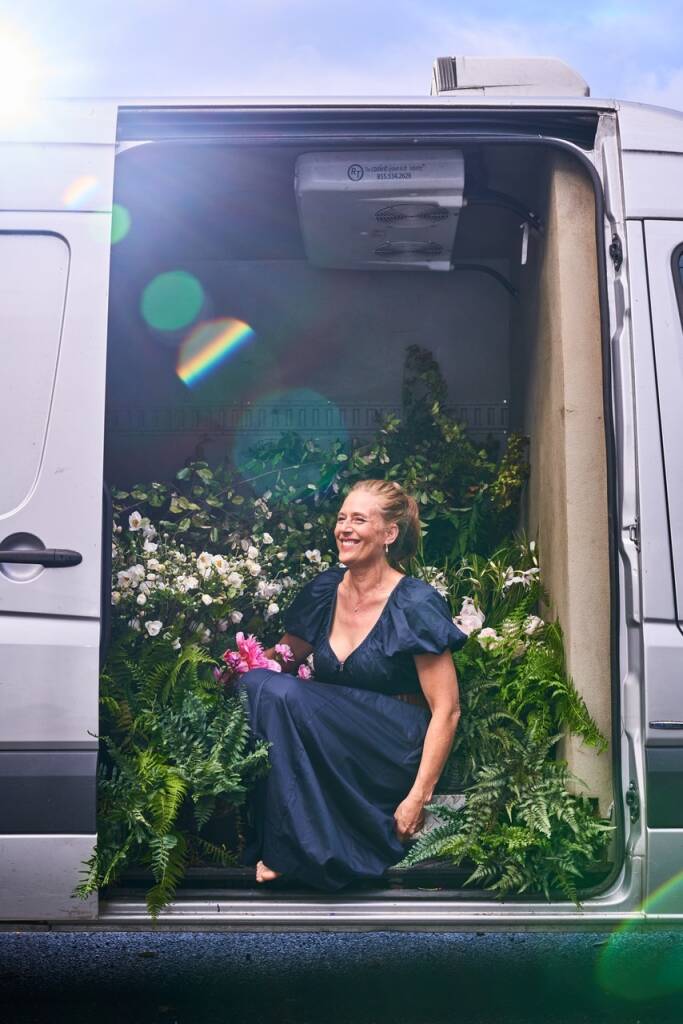 Ariella Chezar: An Interview with the Floral Designer and Author of ...