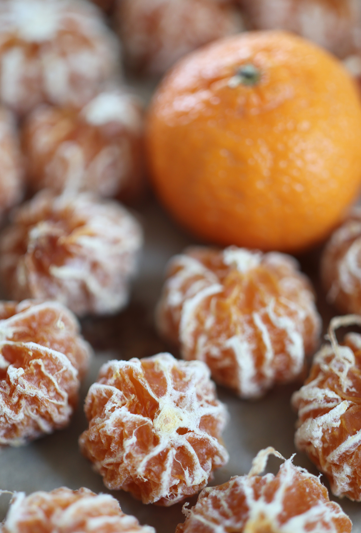 Dried, Peeled Citrus Candy: A Recipe for a Healthy, Sugar-Free Sweet Treat