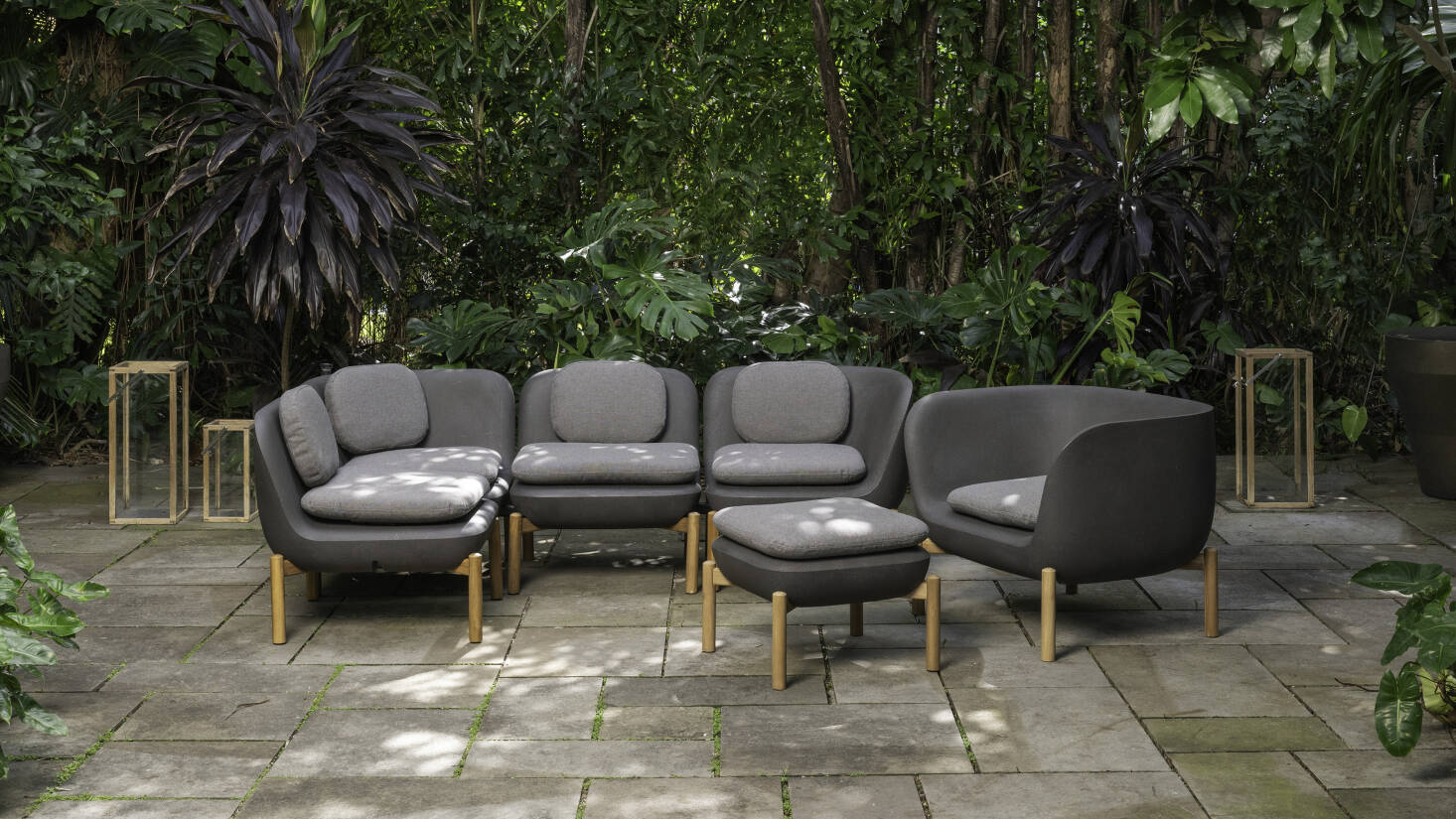 Stylish Solutions for the Relaxed Gardener: Planters and Furniture from Crescent Garden - Gardenista