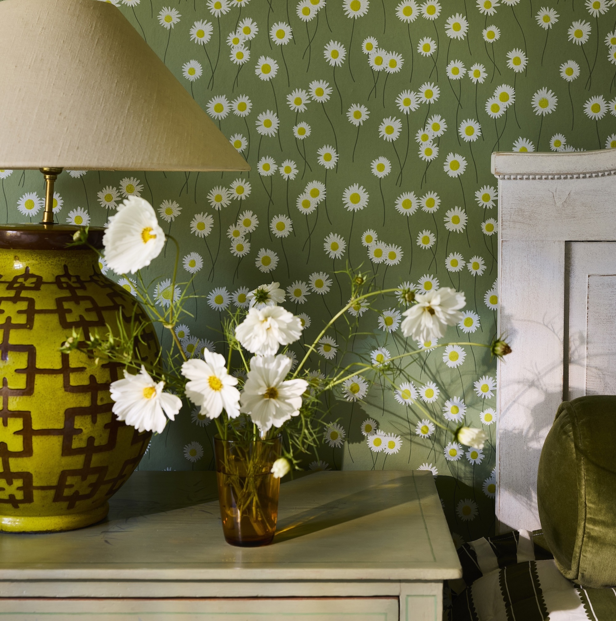 New + Noteworthy: Little Greene's Botanical Wallpapers Inspired by ...